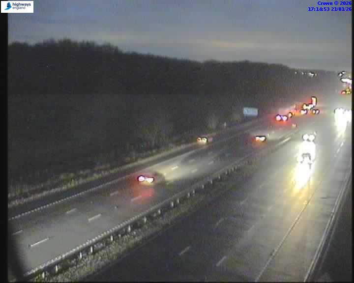 37649 M6 364/9A J32-33 STUBBINS LANE